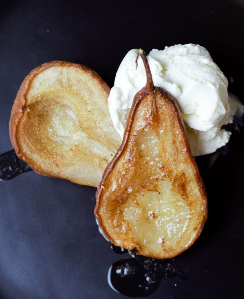 Simple Cinnamon Baked Pears - Delicious by Design